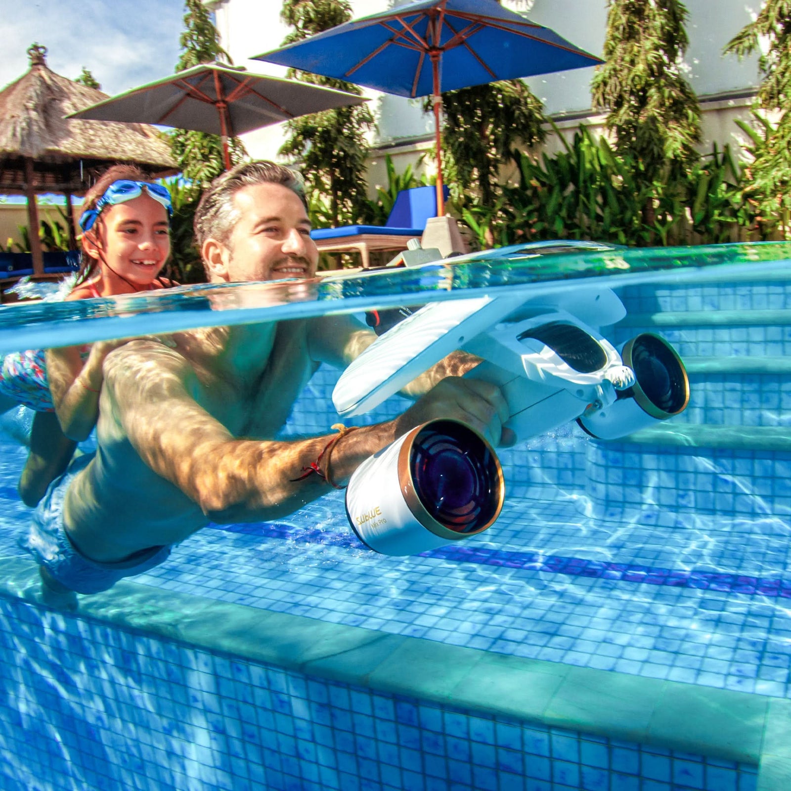 SUBLUE MixPro Underwater Scooter | 1.8 m/s, 60-min, Phone Mount ...